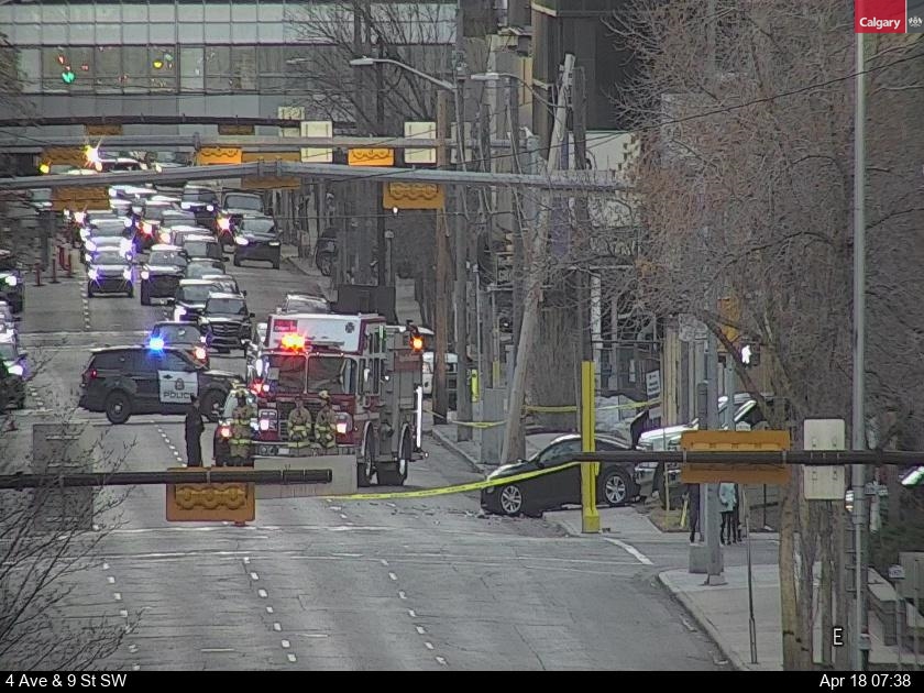 Calgary 5 Street open after crash involving power pole - CityNews Calgary