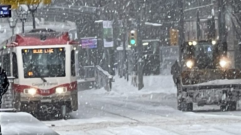 Calgary snowfall to taper off as extreme cold sets in: city