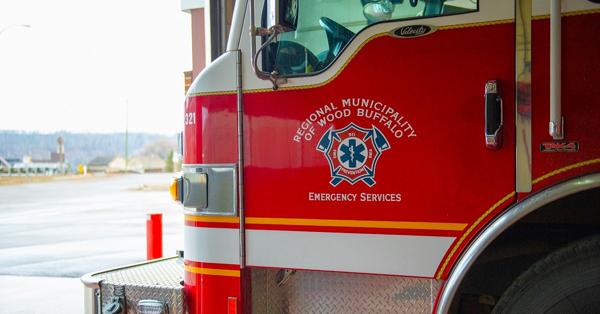 Northern Alberta wildfire prompts evacuation alert