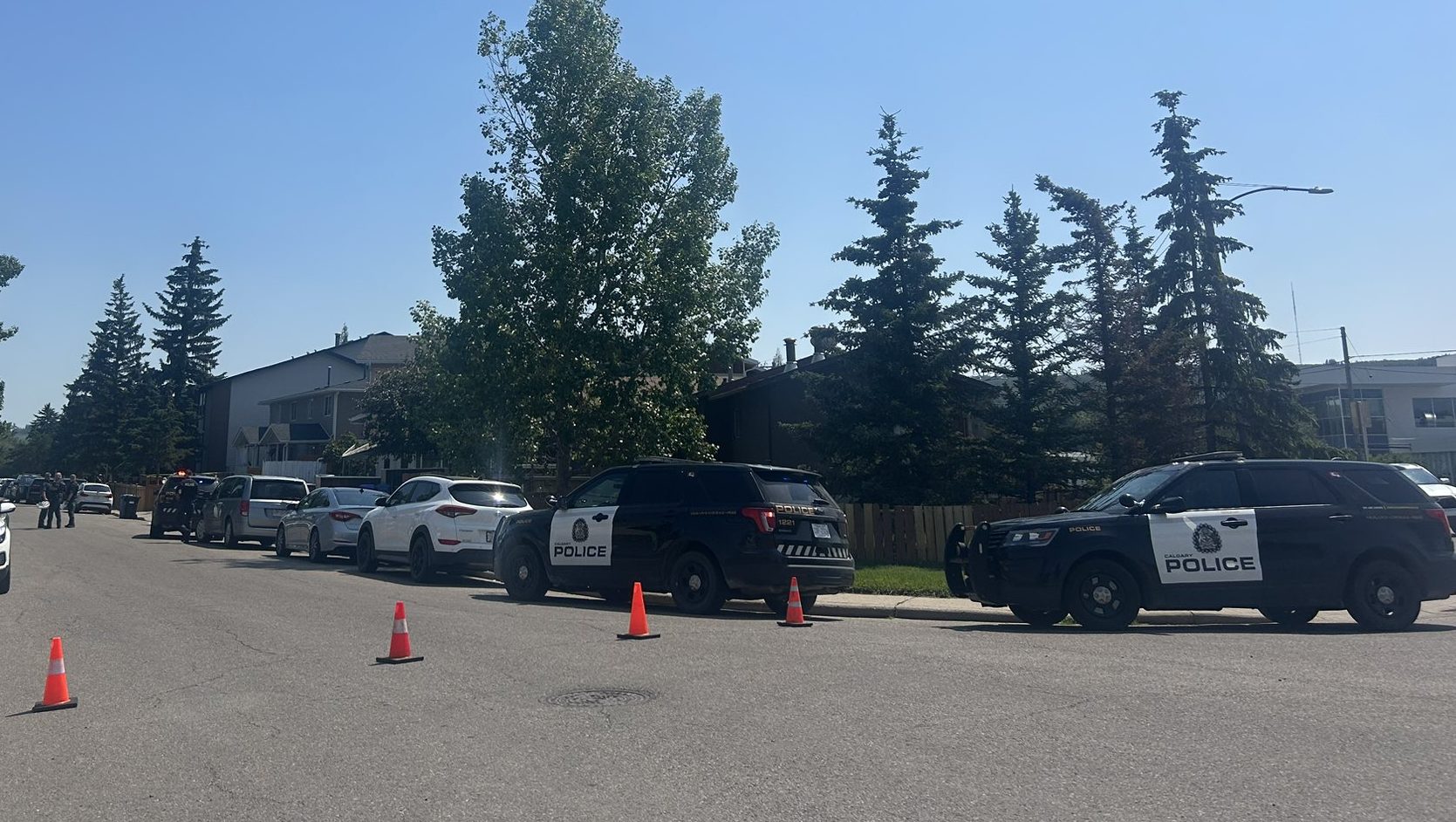 Homicide unit investigating woman's death at NW Calgary home