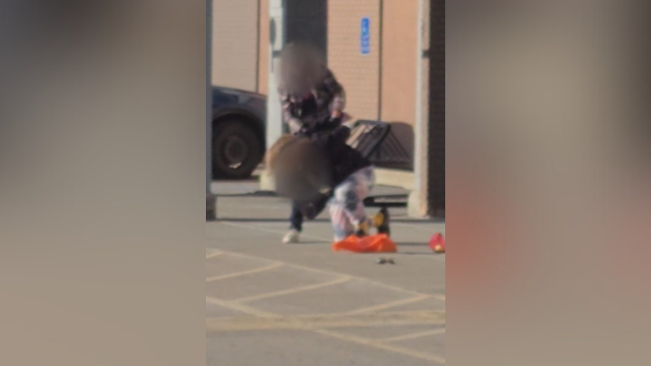 Takedown at Calgary grocery store leaves onlookers shocked