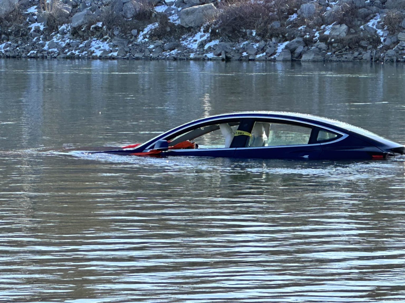 Tesla pulled from Calgary's Bow River, police investigating
