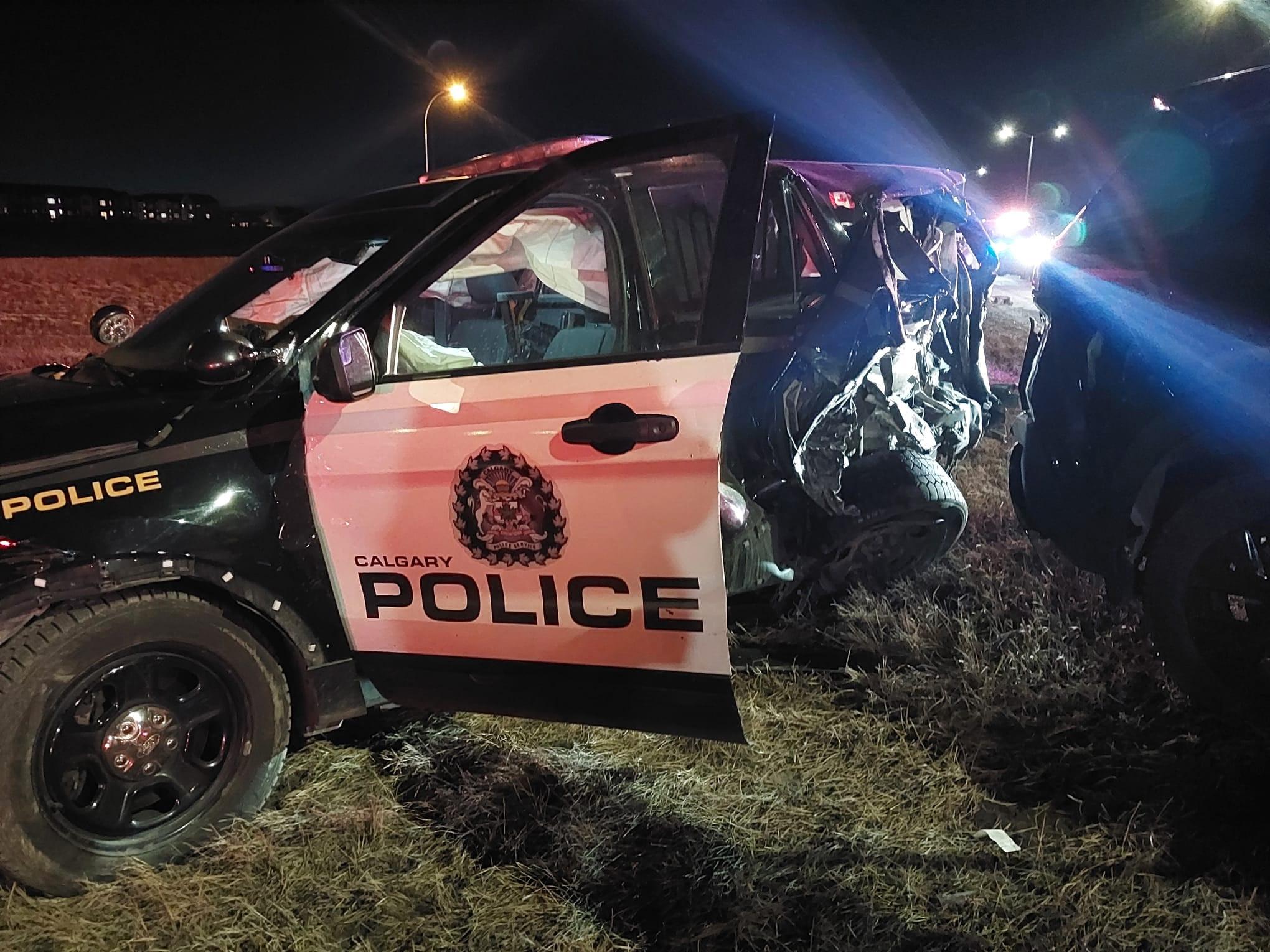 Calgary police officer injured by alleged drunk driver on Stoney Trail