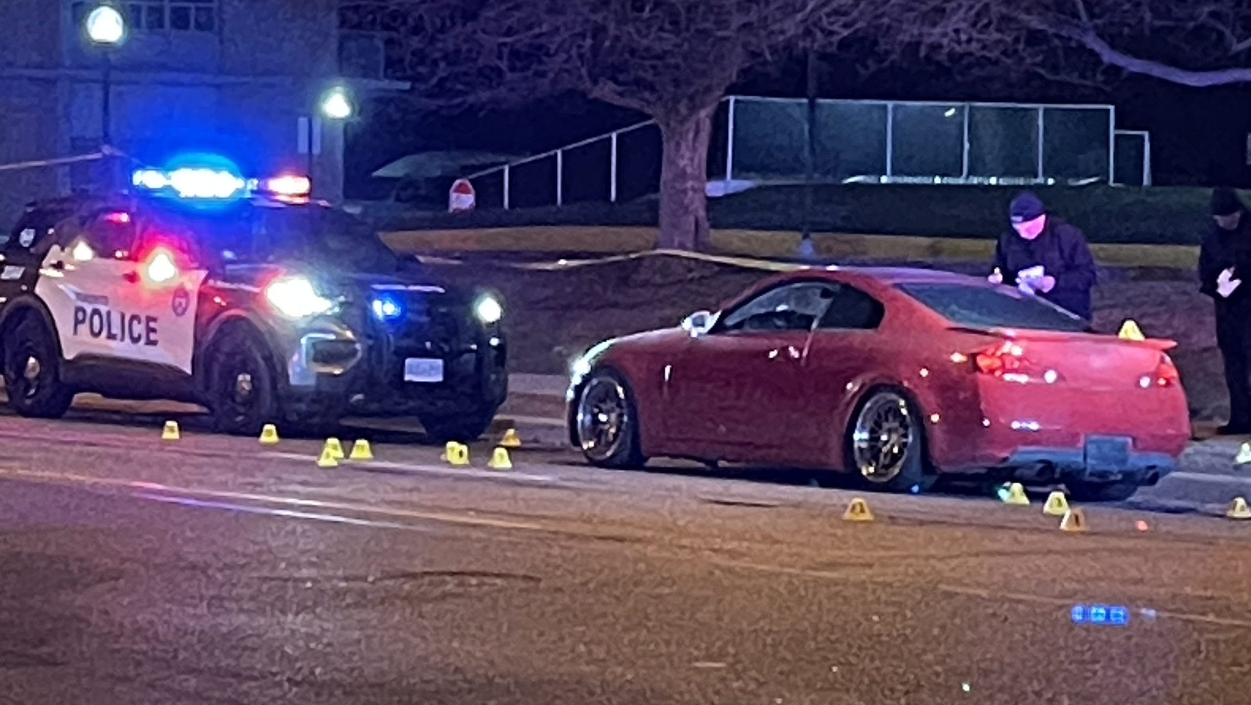 Teen boy shot by Toronto police dies in hospital: SIU
