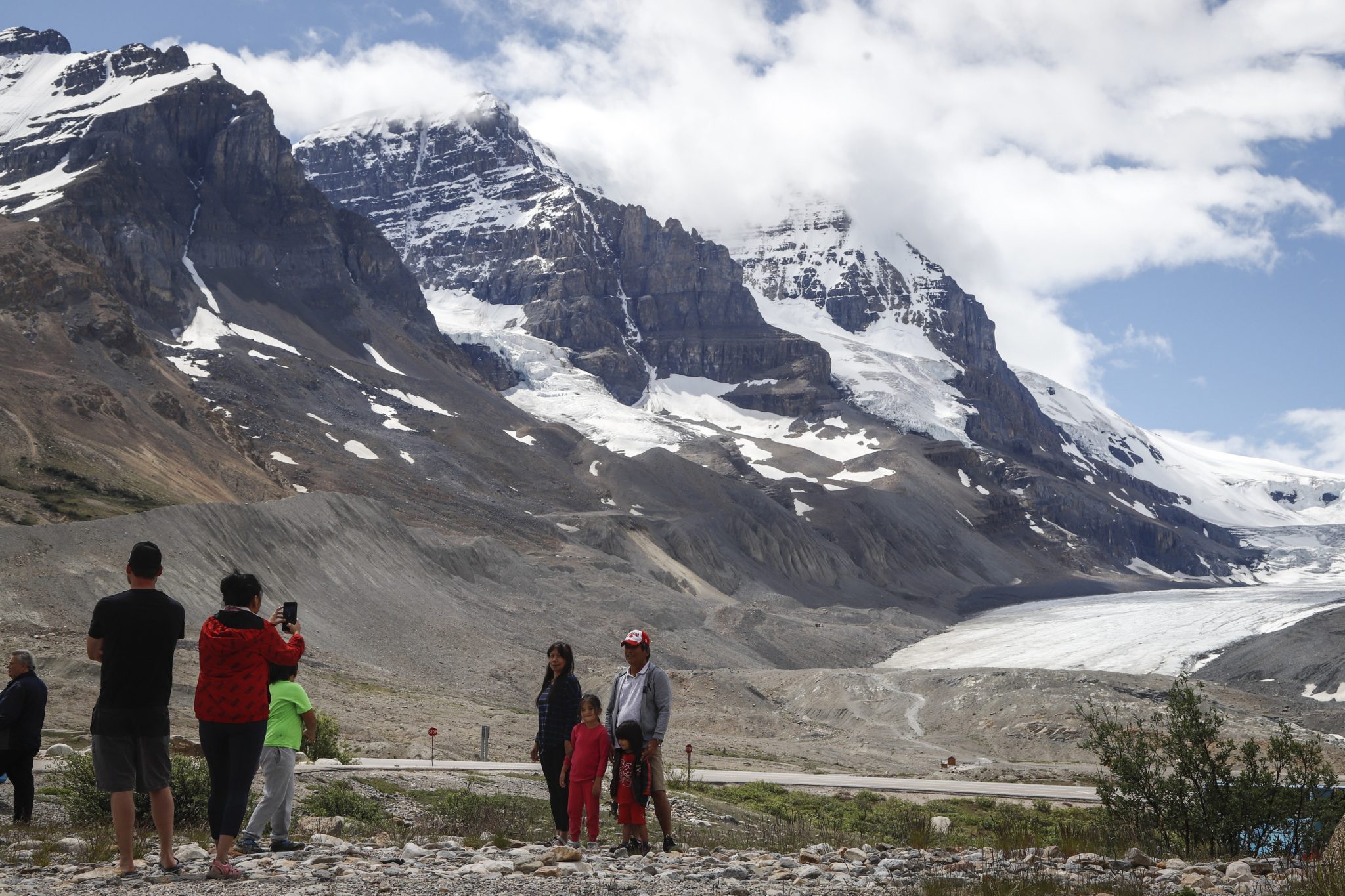 Mount Dave-Lorraine? Naming effort in Rockies faces uphill battle