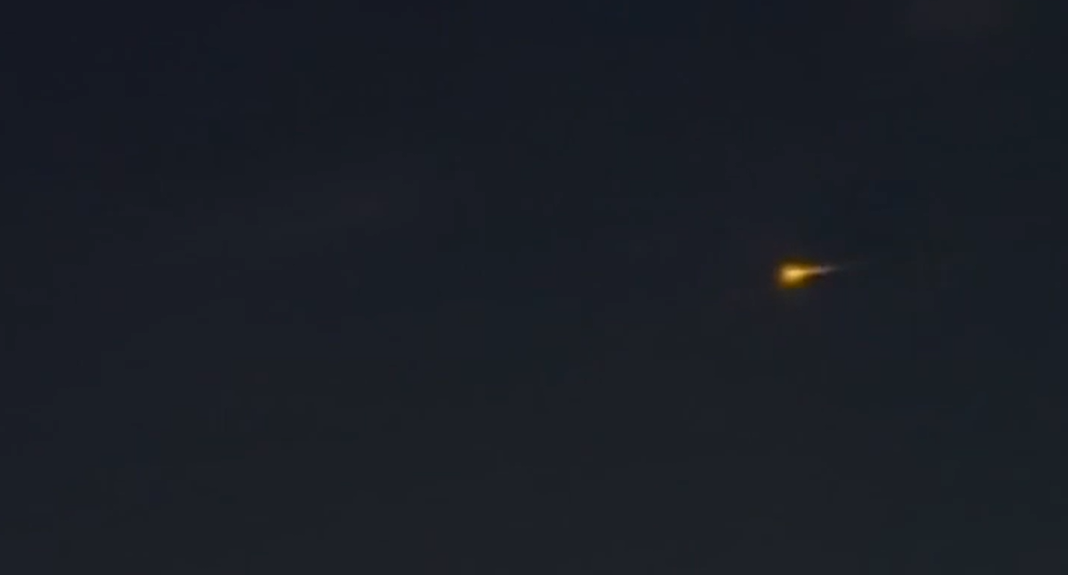 Mysterious fireball lights up Calgary sky