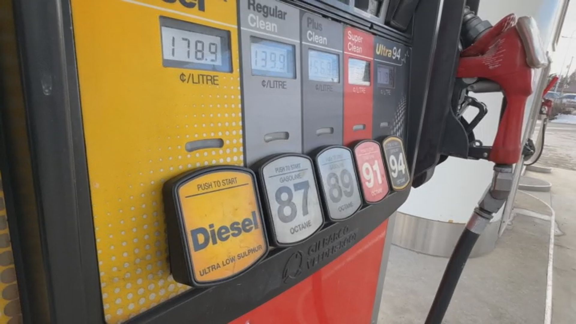 Calgarians expected to see short-lived relief in gas prices Wednesday