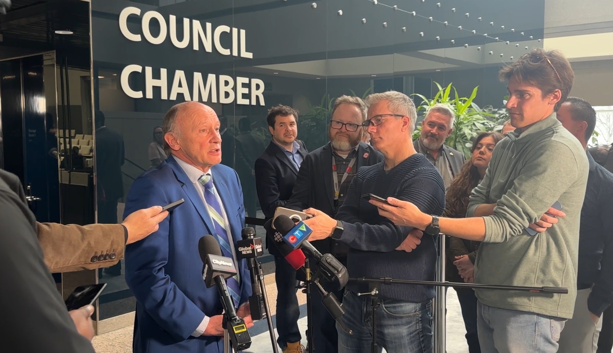 Calgary councillor involved in corruption investigation: report